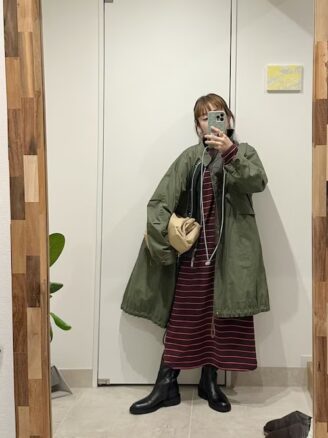 BEAMS（ビームス）の年齢層は？メンズ・レディースは何歳までかアパレル店員が解説 - Koimana