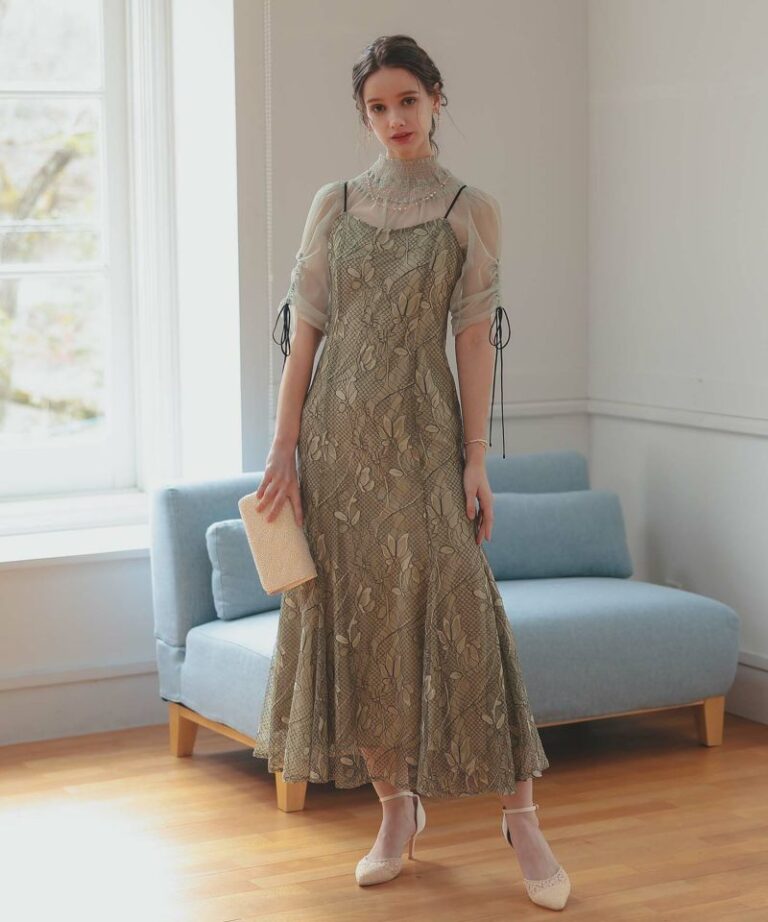 【2025年】結婚式・パーティドレスはどこで買う？20代〜30代のお呼ばれドレスが売ってる通販＆店舗 - Koimana