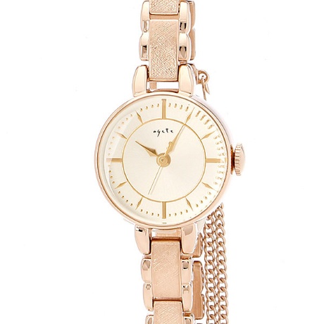 アガット（agete）の年齢層は？40代以降は恥ずかしい？おすすめ商品を紹介 - Koimana